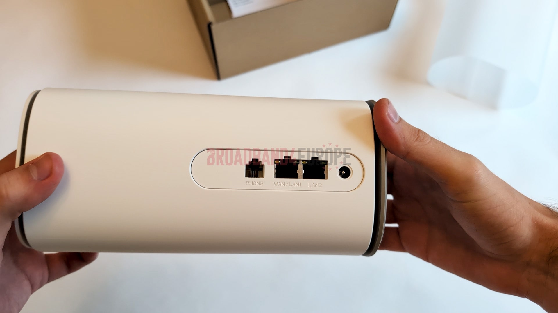 Vodafone 5G Gigacube Germany Review - ZTE MC888 Ultra